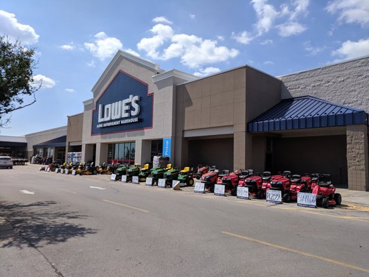 LOWE’S HOME IMPROVEMENT - Updated October 2025 - 12 Photos & 17 Reviews ...