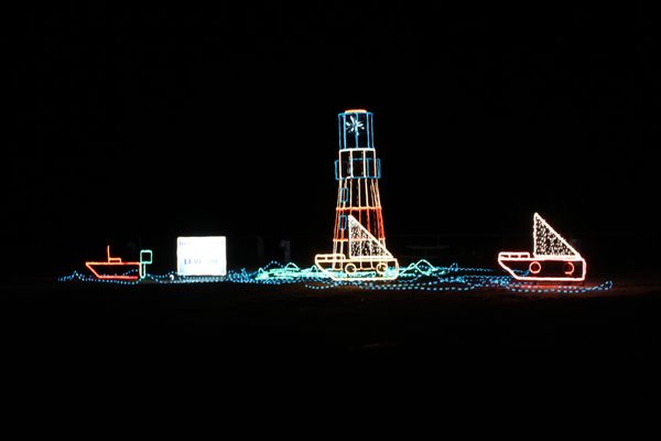 SMITH POINT LIGHT SHOW - Updated December 2025 - Smith Point County ...