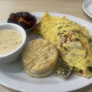 THE TOASTED YOLK CAFE- MOBILE - Updated April 2024 - 80 Photos & 19 ...