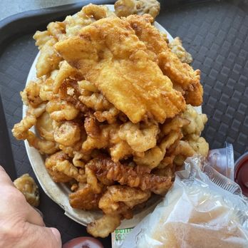 CLAMBAKE SEAFOOD RESTAURANT - TEMP. CLOSED - Updated December 2025 ...