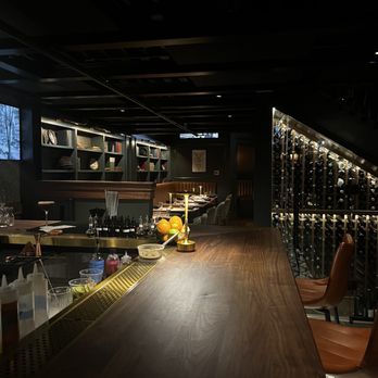 COAT ROOM - Updated May 2024 - 46 Photos & 25 Reviews - 385 Broadway ...