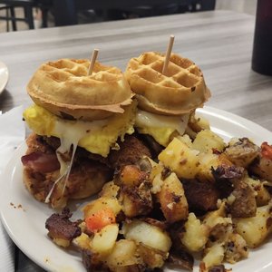 THE RUSTY ROOSTER - 207 Photos & 137 Reviews - 3247 Bagnell Dam Blvd ...