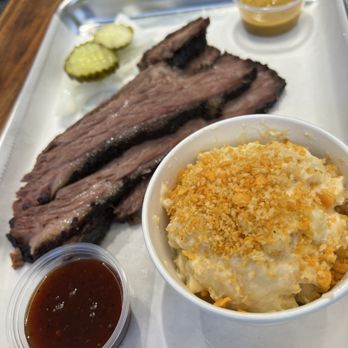 FACTORY 52 - Updated March 2025 - 285 Photos & 55 Reviews - 4590 Beech ...