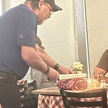 BEEFMASTOR INN - Updated August 2025 - 148 Photos & 217 Reviews - 2656 ...