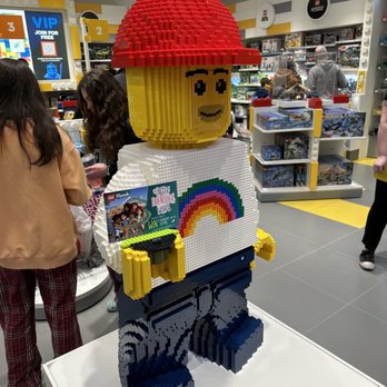 LEGO STORE - Updated January 2026 - 310 Daniel Webster Hwy, Nashua, New ...