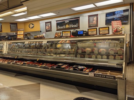 INGLES - Updated October 2025 - 50 Photos & 31 Reviews - 55 Helen Hwy ...