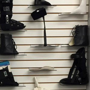 COMPRESSION MANAGEMENT SERVICES/ LYMPHEDEMA CENTERS - Updated January 2026 - 580 S Aiken Ave ...