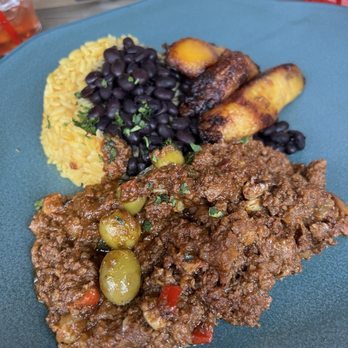 THE CUBE INN - Updated June 2025 - 255 Photos & 181 Reviews - 22 Main ...