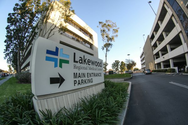 FREDRIC R ROSENBERG, MD - Updated December 2025 - 26 Photos & 74 ...