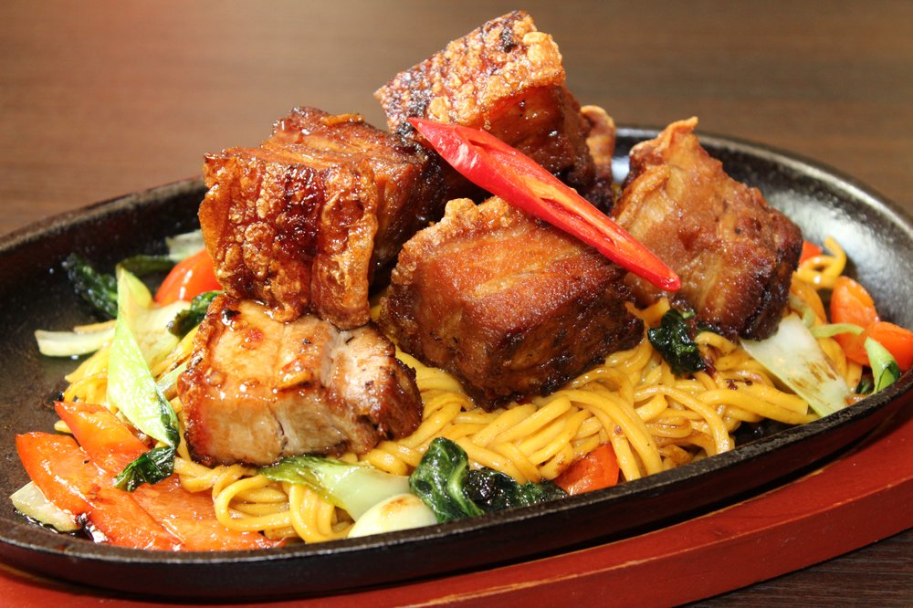 THE THREE COOKS - Updated August 2025 - 1 Market Place, Bungay, Suffolk ...