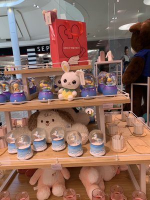 RUMI LIFE - Updated July 2025 - 18 Photos - 1961 Chain Bridge Rd ...