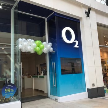 O2 SHOP LEEDS - BRIGGATE - Updated March 2025 - 50 Briggate, Leeds ...