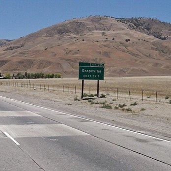 “THE GRAPEVINE” I-5 NORTH - Updated December 2025 - 78 Photos - Castaic ...