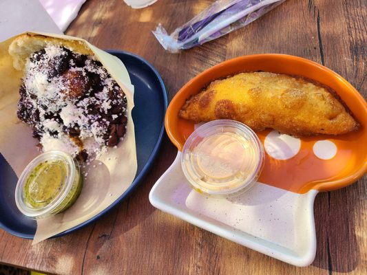 AREPA PLEASE - Updated August 2025 - 50 Photos & 24 Reviews - 469 ...