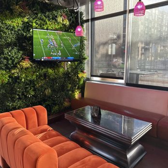 4PLAY KITCHEN & COCKTAILS - Updated December 2025 - 95 Photos & 36 ...