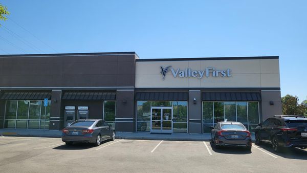 VALLEY FIRST CREDIT UNION - Updated December 2025 - 18 Reviews - 7685 ...