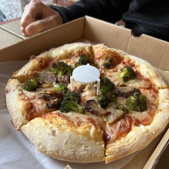 SPAK BROTHERS PIZZA AND MORE - Updated January 2026 - 197 Photos & 360 ...