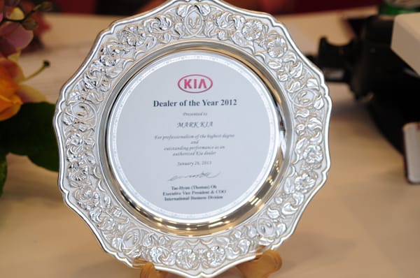 MARK KIA - Updated December 2025 - 192 Photos & 845 Reviews - 3333 N ...