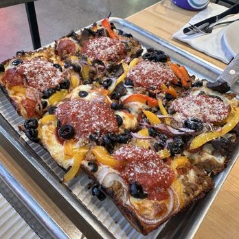 RUSE BREWING CRUST COLLECTIVE - Updated April 2025 - 228 Photos & 180 ...