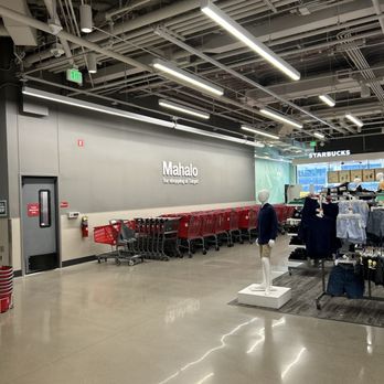 TARGET - Updated May 2025 - 113 Photos & 37 Reviews - 2345 Kuhio Ave ...