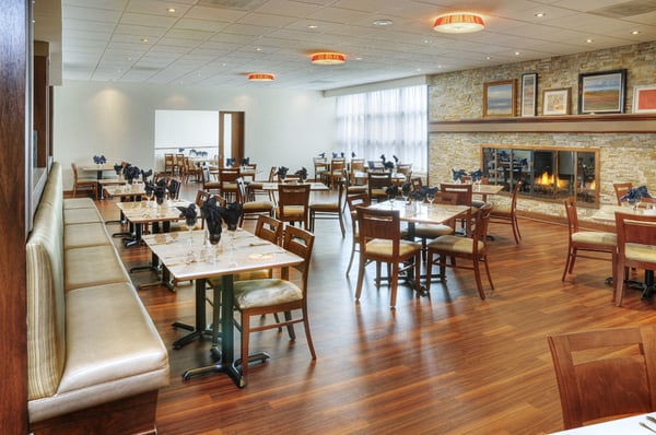 HOLIDAY INN BARRIE-HOTEL & CONFERENCE CENTRE - Updated July 2025 - 26 ...