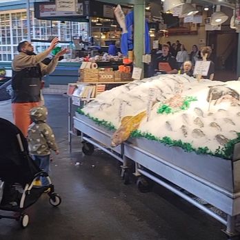 PIKE PLACE FISH MARKET - Updated October 2025 - 918 Photos & 519 ...