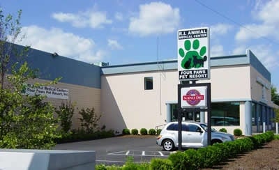 RHODE ISLAND ANIMAL MEDICAL CENTER - Updated August 2025 - 34 Photos ...