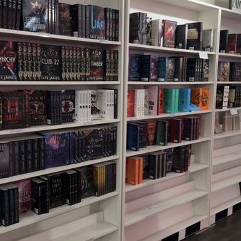 THE LAST CHAPTER BOOKSHOP - Updated November 2025 - 77 Photos - 16 ...