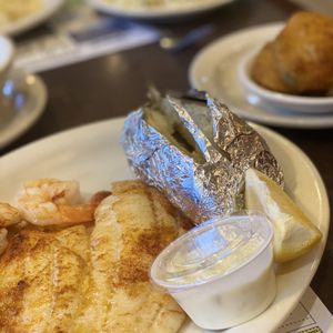 ROBERTO’S FREEHOLD GRILL - Updated February 2025 - 23 Photos & 22 ...