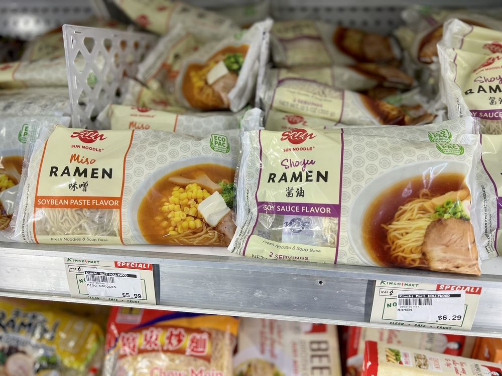 KIMCHI MART - Updated October 2025 - 483 Photos & 71 Reviews - 2420 N ...