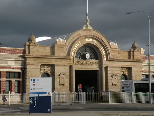 FREMANTLE TRAIN STATION - 10 Reviews - Phillmore St, Fremantle Western ...