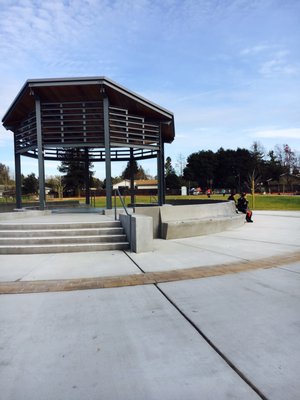 BAYER NEIGHBORHOOD PARK & GARDENS - Updated September 2025 - 28 Photos ...