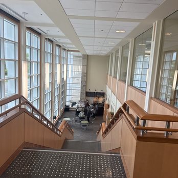 ELMHURST PUBLIC LIBRARY - Updated September 2025 - 82 Photos & 91 ...