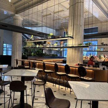 GIULIA - Updated November 2024 - 317 Photos & 183 Reviews - 215 S 4th ...