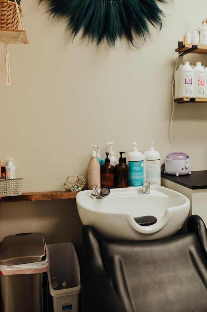 DANIELLE FIELDS SALON - 6011 Tylersville Rd, Mason, Ohio - Hair Stylists - Phone Number - Yelp