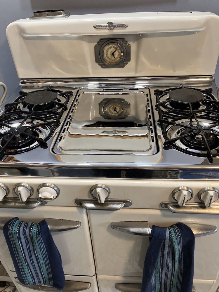 APPLE STOVES - 10 Photos & 49 Reviews - 2509 Myrtle St, Oakland ...