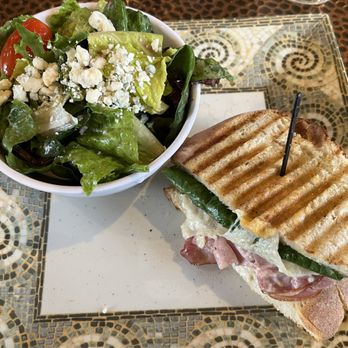 LA CUCINA ITALIAN EATERY - Updated August 2024 - 442 Photos & 453 ...