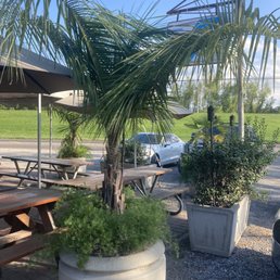 RIVERSHACK TAVERN - Updated July 2025 - 271 Photos & 256 Reviews - 3449 ...