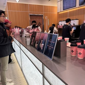 MOLLY TEA - Updated April 2025 - 88 Photos & 50 Reviews - 2227 S ...