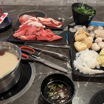 KING POT - Updated November 2024 - 72 Photos & 61 Reviews - 4176 28th ...