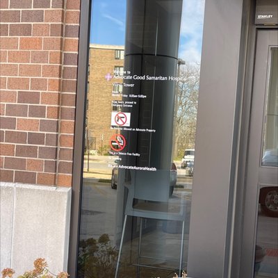 ADVOCATE GOOD SAMARITAN HOSPITAL - Updated December 2025 - 35 Photos ...