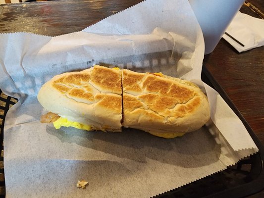 METRO DELI - Updated August 2024 - 103 Photos & 91 Reviews - 104 S ...