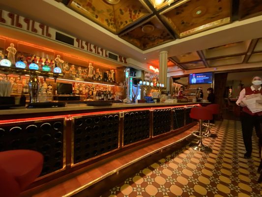 DAVY BYRNES - Updated April 2024 - 60 Photos & 51 Reviews - 21 Duke ...