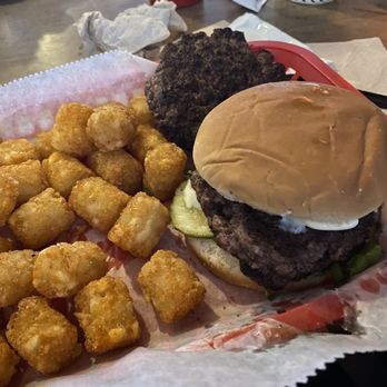 GRINDERS - 610 Photos & 722 Reviews - 417 E 18th St, Kansas City ...