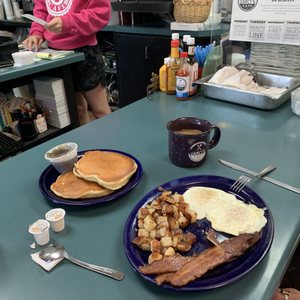 DARCY’S CAFE - 125 Photos & 135 Reviews - 1015 N Washington, Grand ...