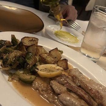 VOLARE RISTORANTE ITALIANO - Updated August 2025 - 2272 Photos & 3087 ...