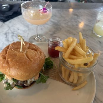 WAVERLY - Updated July 2025 - 1602 Photos & 968 Reviews - 2005 San ...