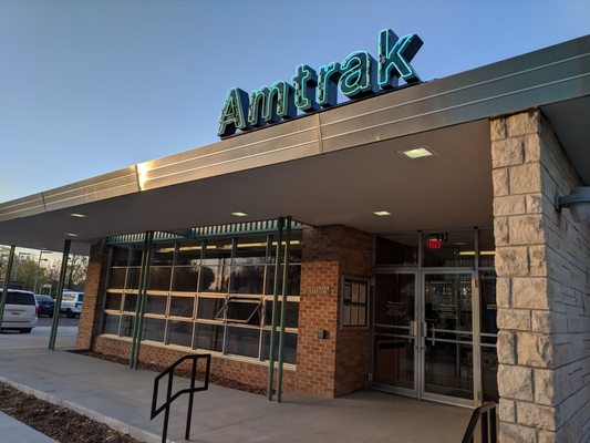 AMTRAK STOP - Updated May 2026 - 10 Photos - 413 E 7th St, Lawrence ...