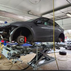 Best Auto Body Shops Near Me - September 2025: Find Nearby Auto Body ...
