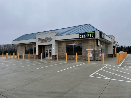 FRIENDSHIP KITCHEN - Updated October 2025 - 13 Photos - 45 Coal Bend ...